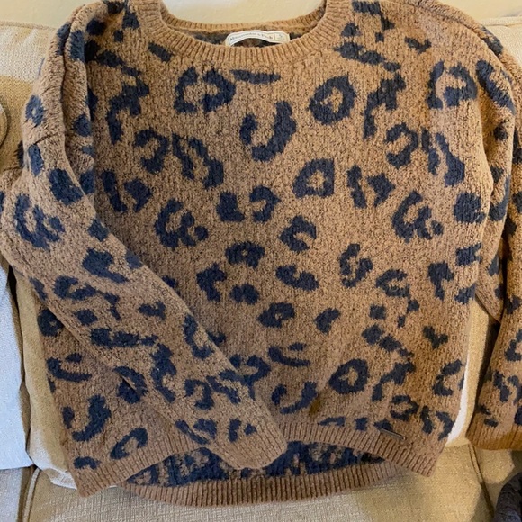 Abercrombie & Fitch | Sweaters | Abercrombie Leopard Print Sweater | Poshmark
